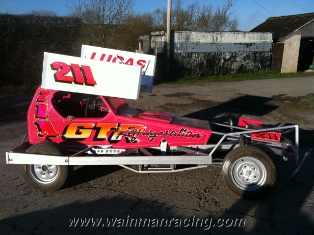 A first look at Phoebe’s V8 Hot Stox | Wainman Racing